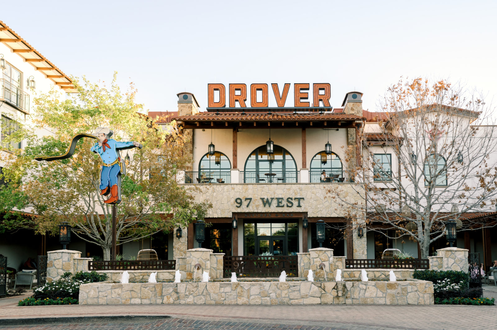 Hotel Drover Wedding : Taylor & Marcus Mayeux - reaganwrightphotography.com
